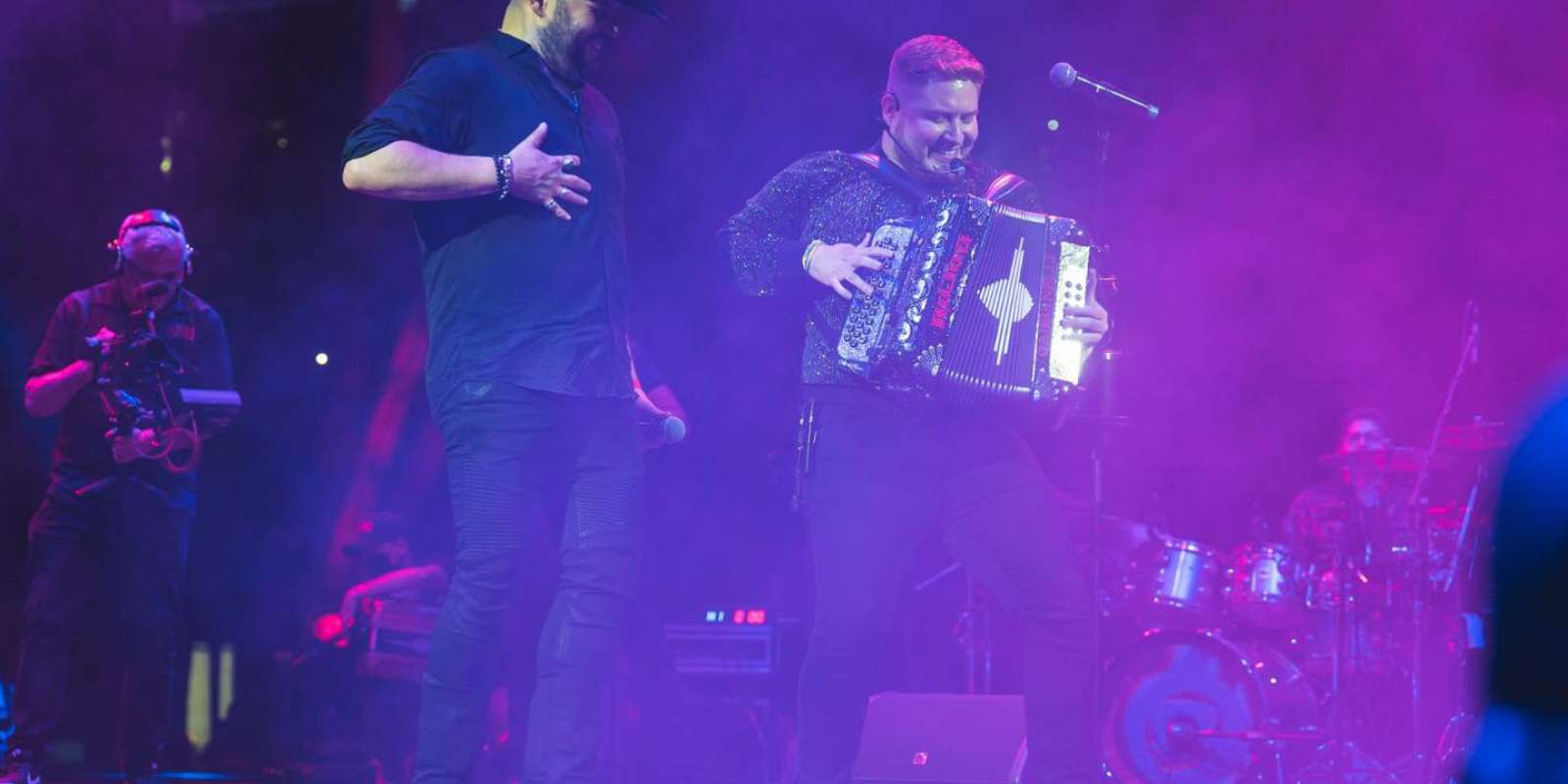 Grupo Los Rojos ¡Contrata tu fecha!⭐️⭐️⭐️⭐⭐️